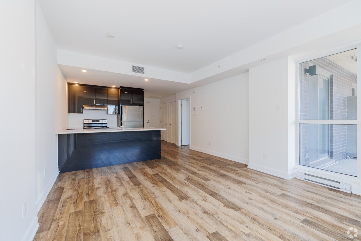 Habitation St-Laurent Appartements - 8115 Boul Du Saint-Laurent ...