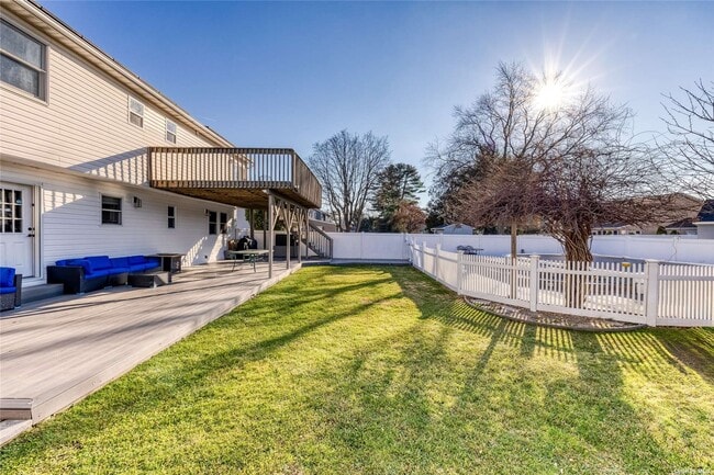 12 Cornwall Ln, Hicksville, NY 11801 - House Rental in Hicksville, NY ...