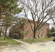 Amber's Timber Lodges Rentals - Clawson, MI | Apartments.com