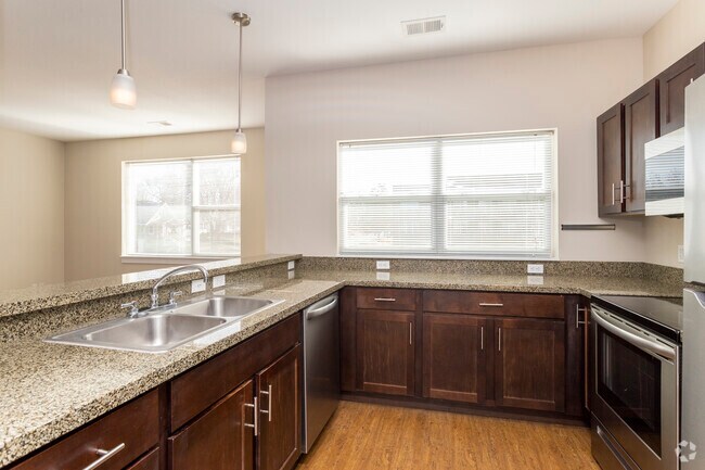 Pinhook Flats at Aksarben Village - Apartments in Omaha, NE ...