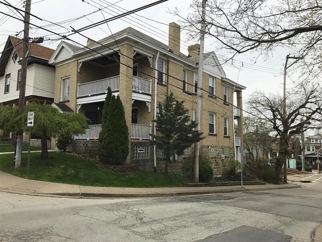 1481 Alabama Ave Unit 1, Pittsburgh, PA 15216 - 1481 Alabama Ave ...
