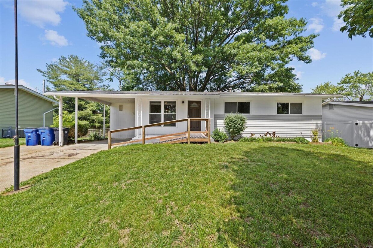 4263 Henley Dr, St. Louis, MO 63129 - House Rental in St. Louis, MO ...