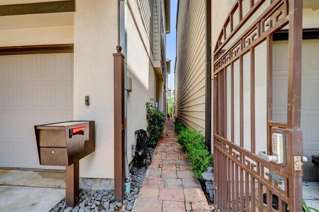 5719 Darling St, Houston, TX 77007 - House Rental in Houston, TX ...