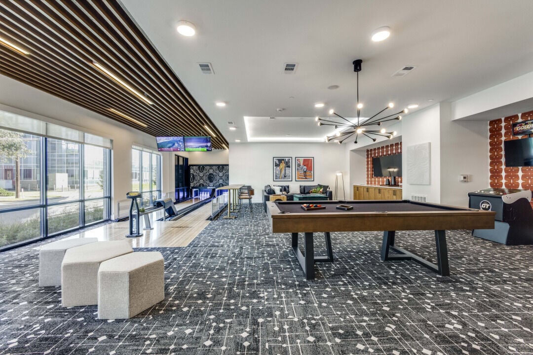 Lenox Oaks - 3810 Drexel Dr Houston, TX 77027 | Apartments.com