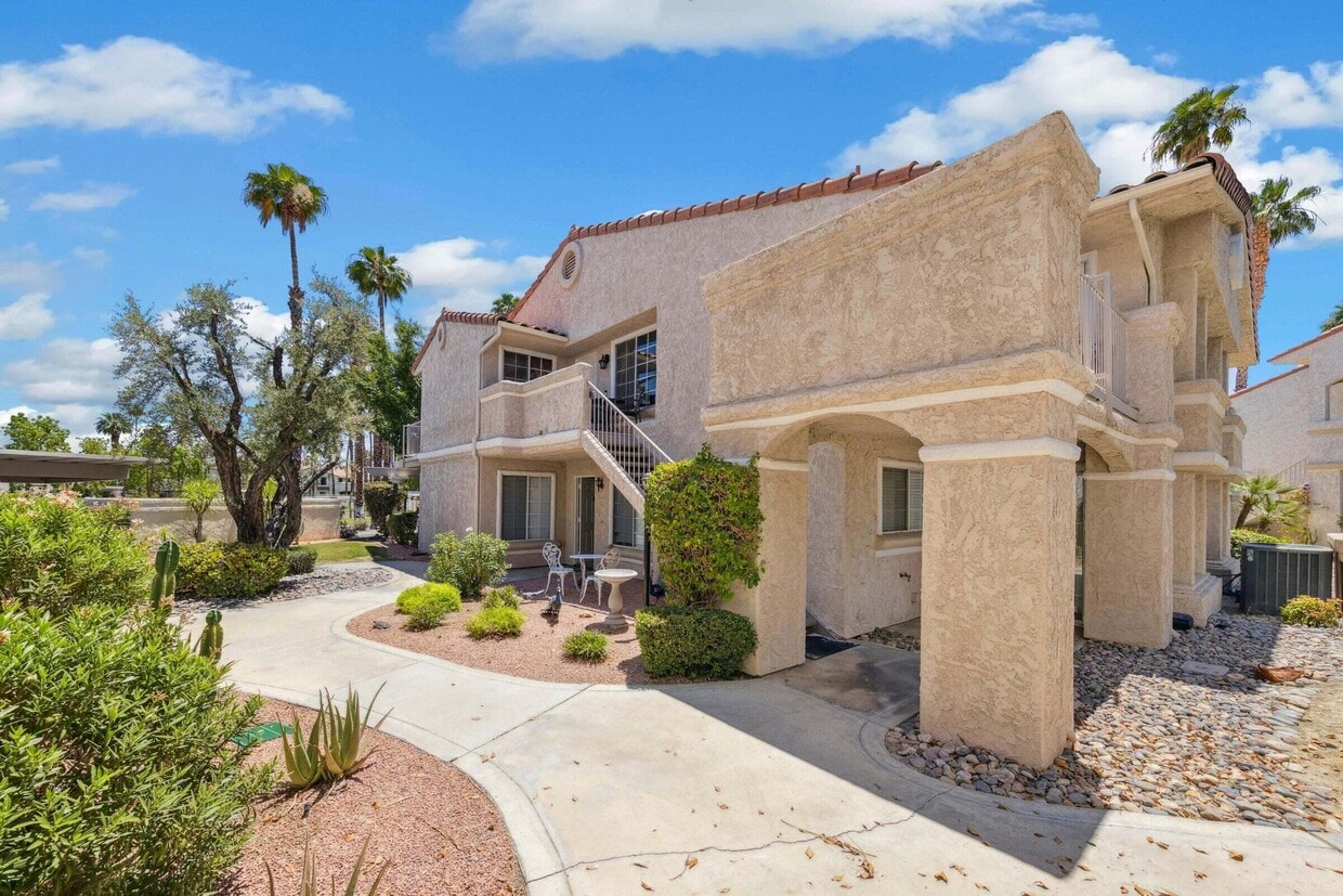 500 S Farrell Dr Unit O92, Palm Springs, CA 92264 - Condo for Rent in ...
