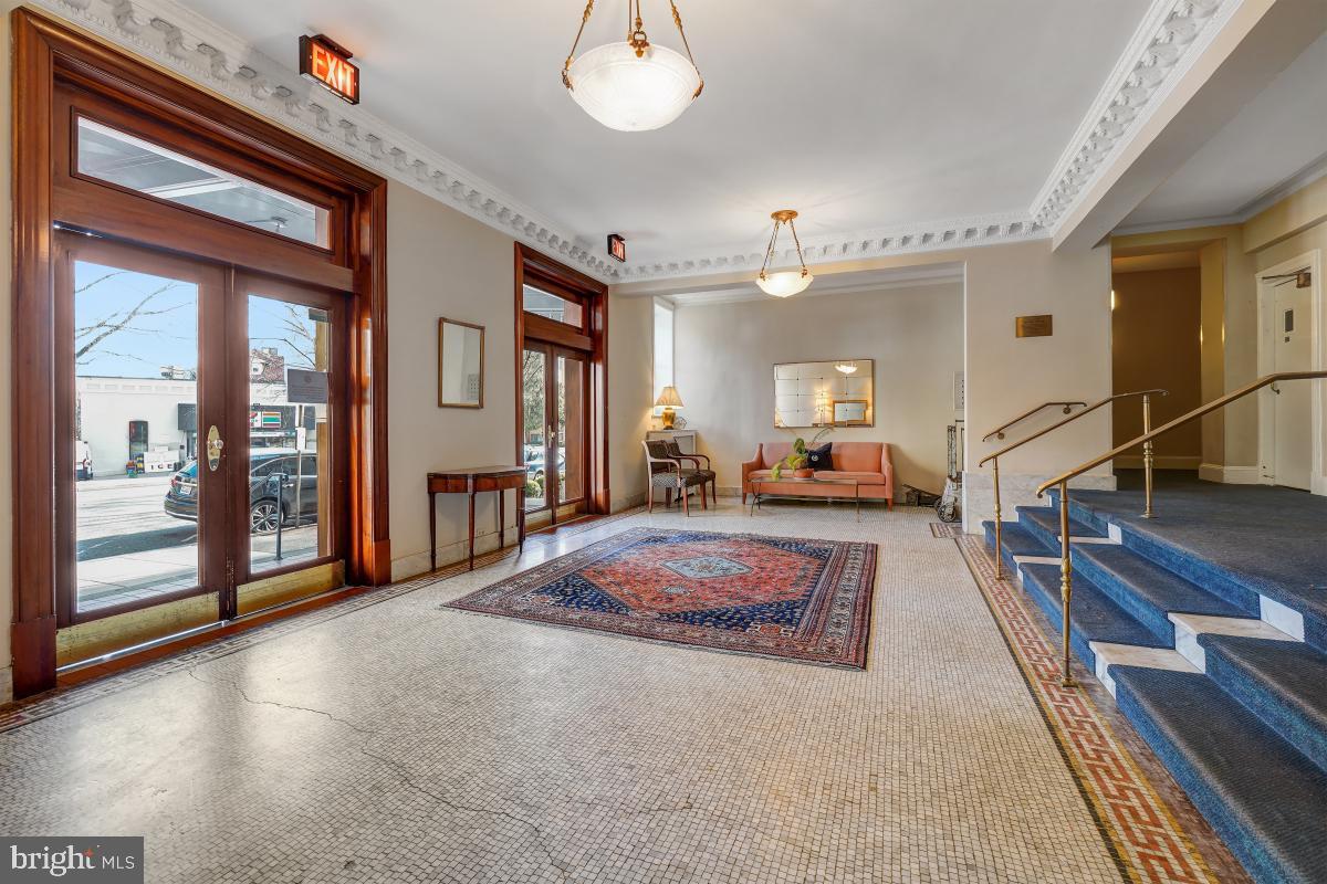 1901 Columbia Rd NW Unit 204, Washington, DC 20009 - Room for Rent in ...