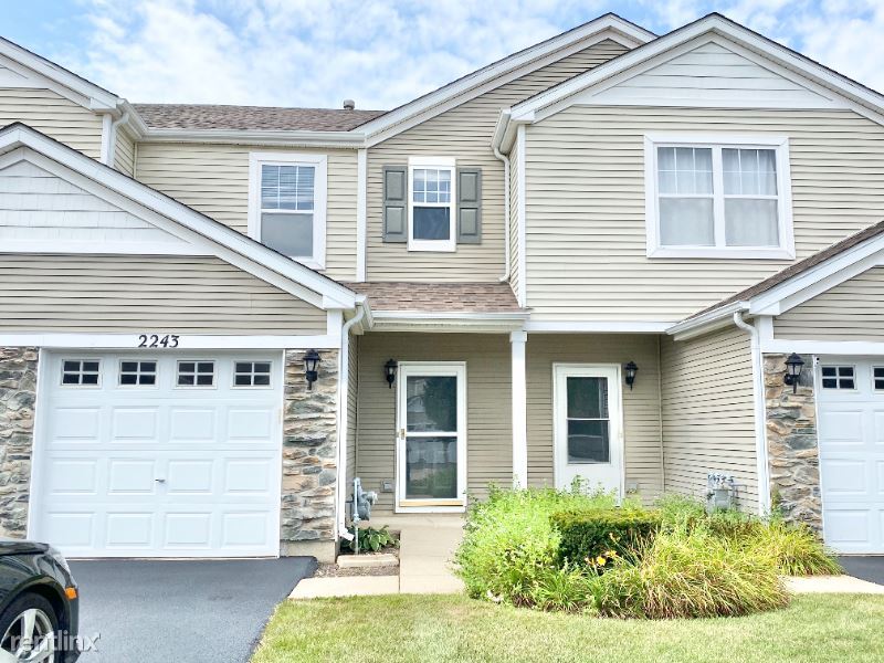 2243 Flagstone Ln, Carpentersville, IL 60110 - Townhome Rentals in ...