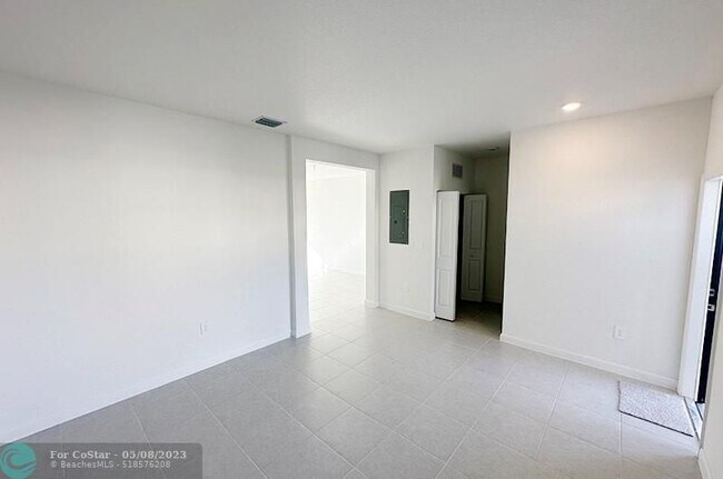 12432 NW 23rd Ct, Miami, FL 33147 - House Rental in Miami, FL ...