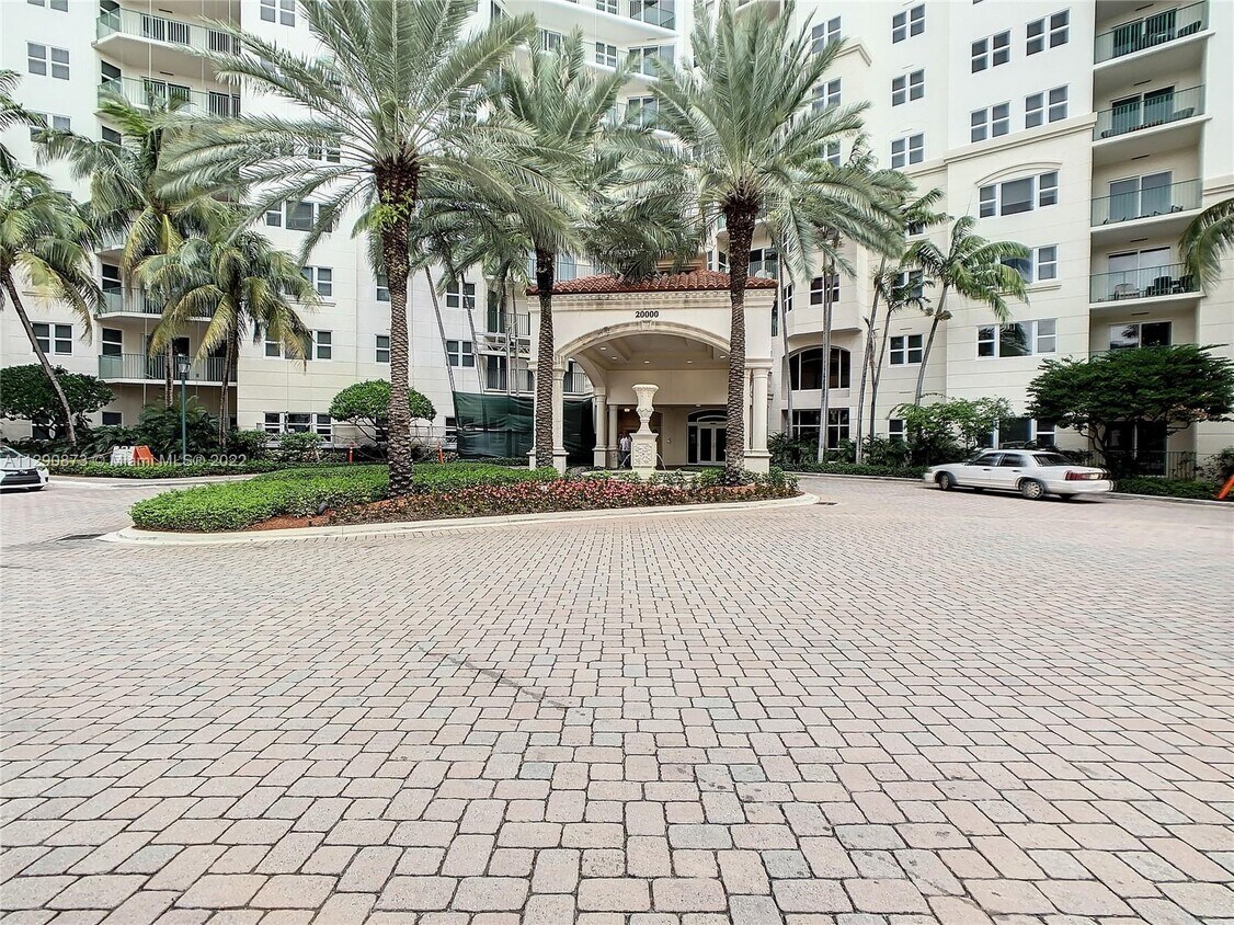 20000 E Country Club Dr Unit PH16, Aventura, FL 33180 - Condo for Rent in Aventura, FL ...