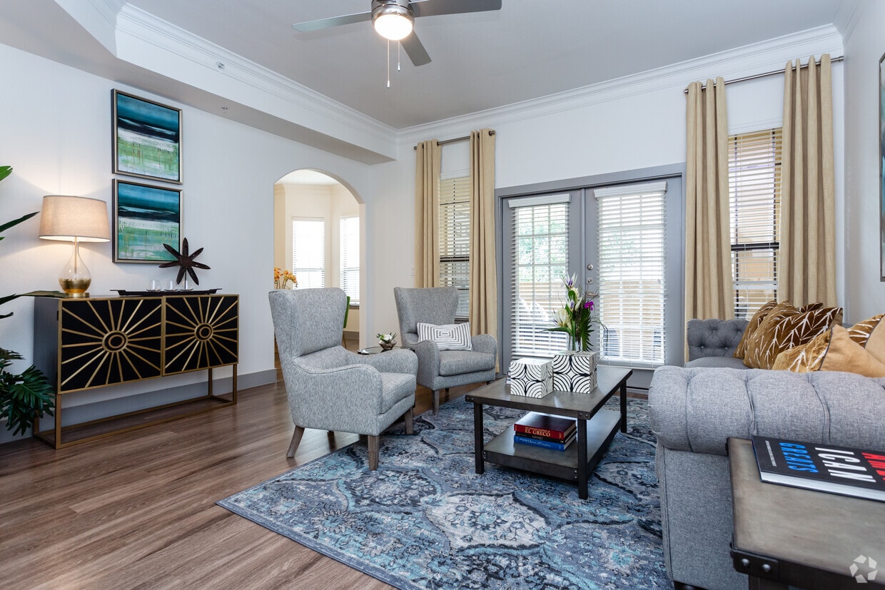 State Thomas Ravello - 2610 Allen St Dallas, TX 75204 | Apartments.com
