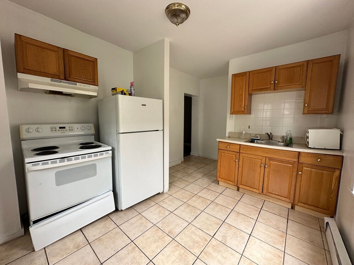 2923-25 Poplar St Unit 2, Philadelphia, PA 19130 - Room for Rent in ...