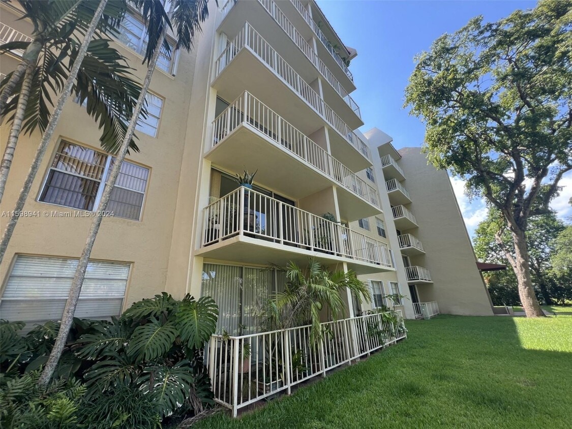 13120 SW 92nd Ave Unit B-209, Miami, FL 33176 - Condo for Rent in Miami ...