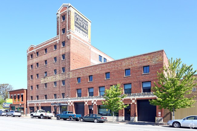 Crescent Lofts - 500 Iowa St Davenport, IA | Apartments.com