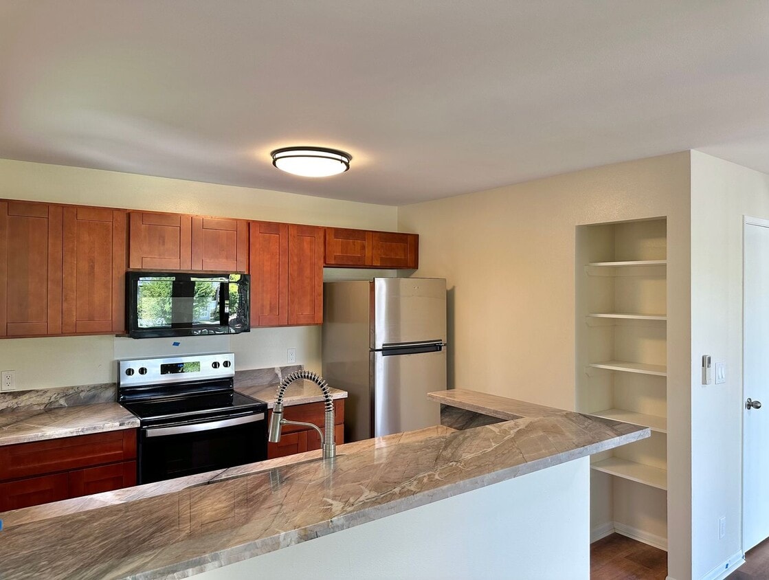 7 Koiula Ln Unit 1, Kahului, HI 96732 - Room for Rent in Kahului, HI ...