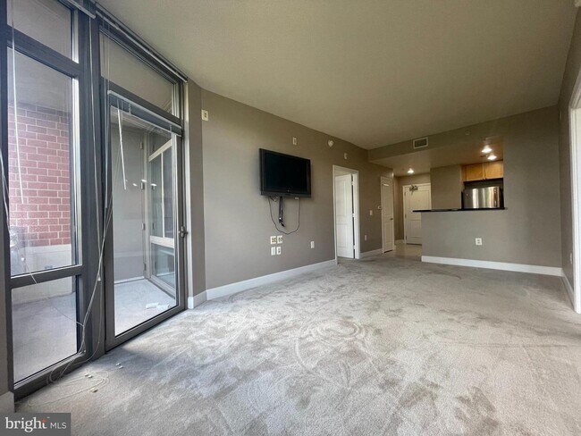 3650 S Glebe Rd Unit 254, Arlington, VA 22202 - Room for Rent in ...