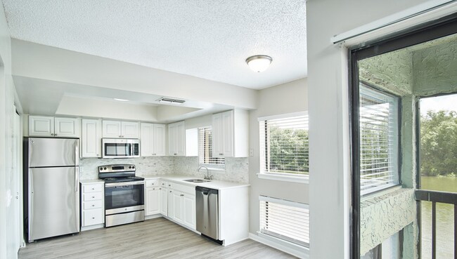 Westwood Crossing - 1212 Askew Dr Brandon, FL - Apartments for Rent in ...