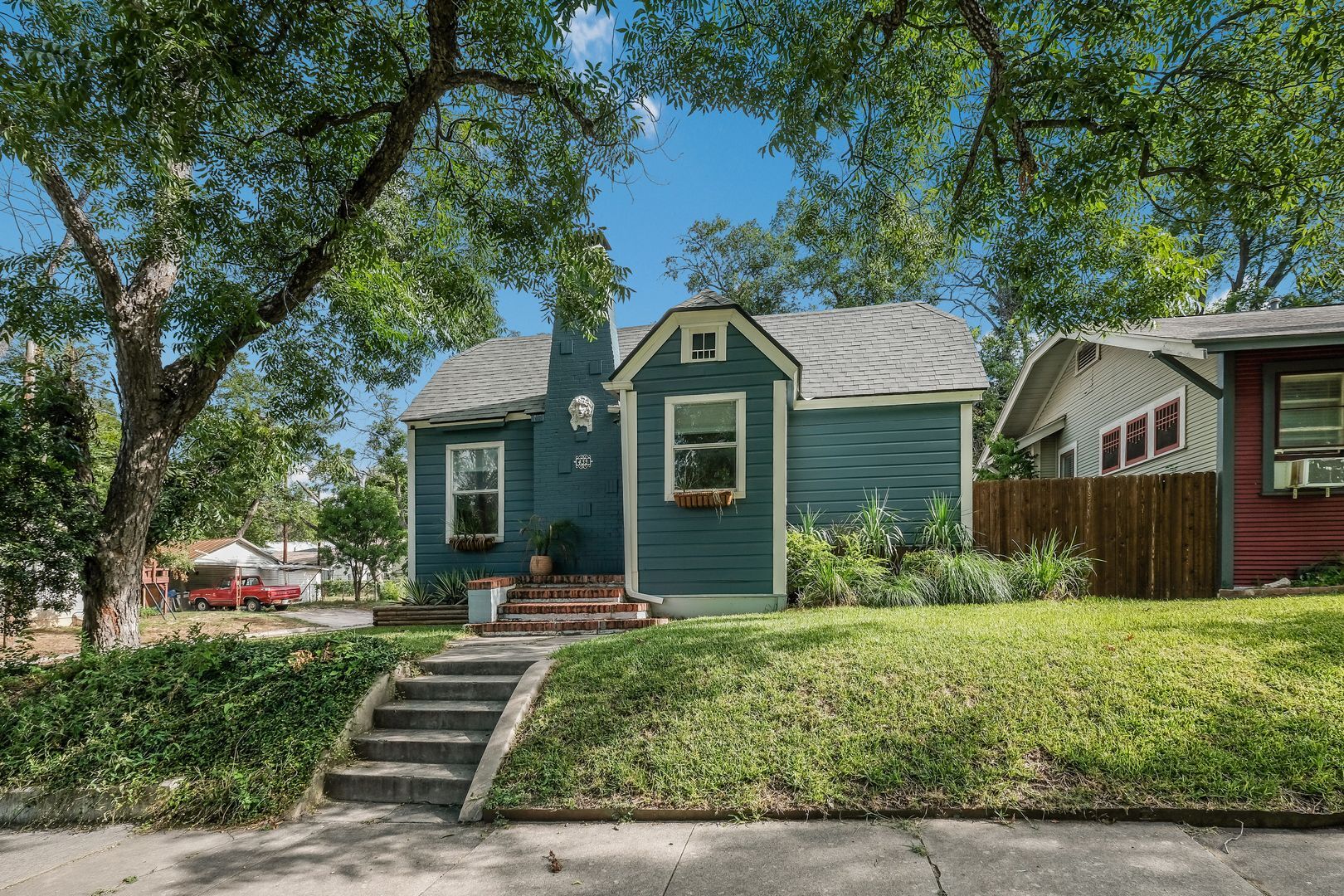 439 W Huisache Ave, San Antonio, TX 78212 - House Rental in San Antonio ...