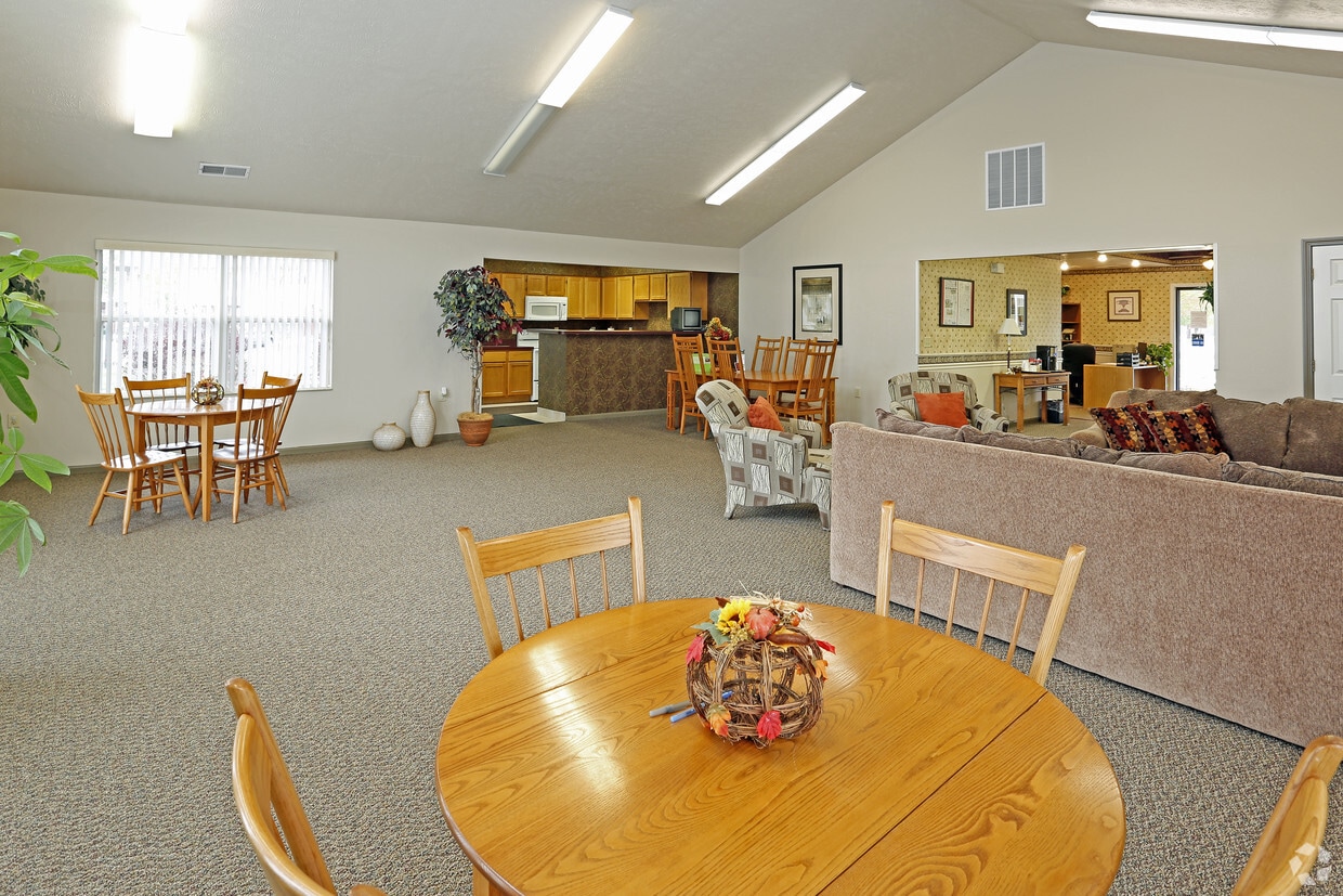 Brookstone Place Apartments - 3991 Brookstone Pl Port Huron, MI 48060 ...