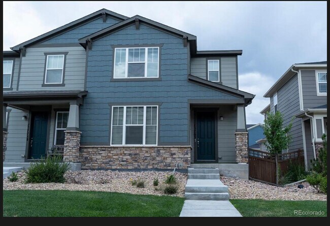 Dove Ridge Houses for Rent with High Ceilings - Parker, CO