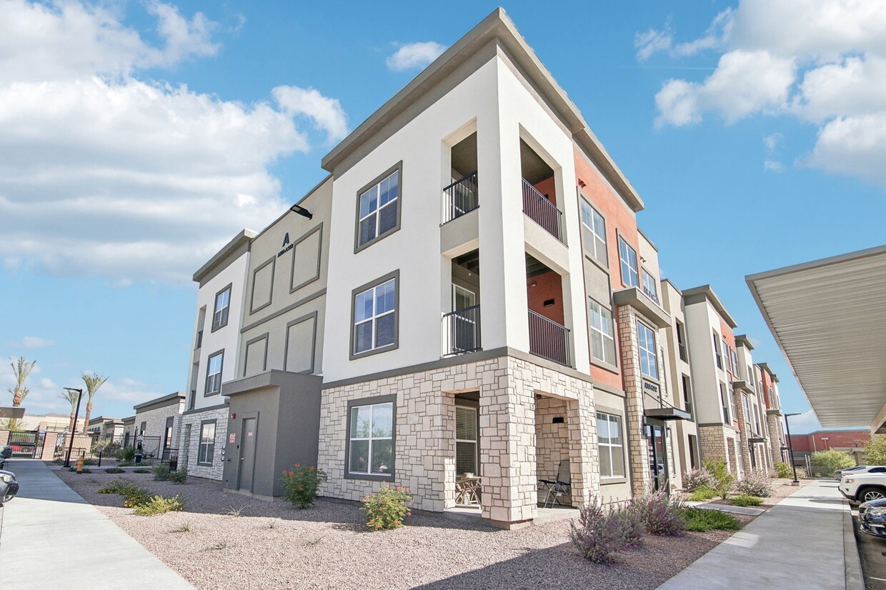 The Maddox Luxury Apartments - 23683 W Yuma Rd Buckeye, AZ 85326 ...
