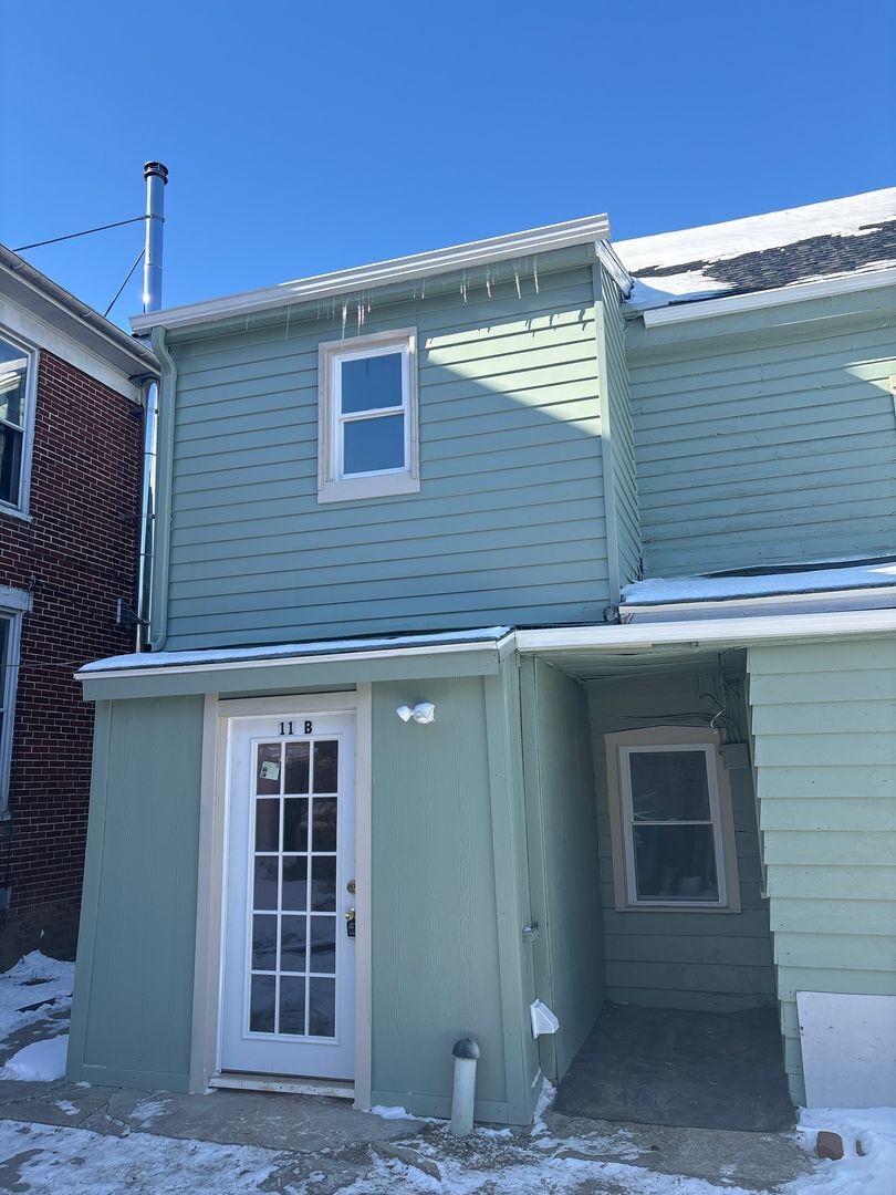 11 N Main St, Loganville, PA 17345 - House Rental in Loganville, PA ...