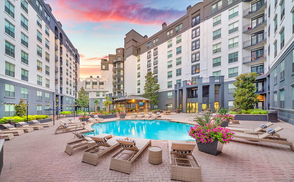 2 Bedroom Apartments for Rent under $2,600 in Uptown Dallas, Dallas ...