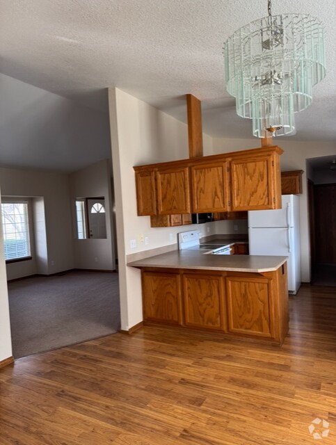 Jackson Manor Apartments for Rent with High Ceilings - Boise, ID ...