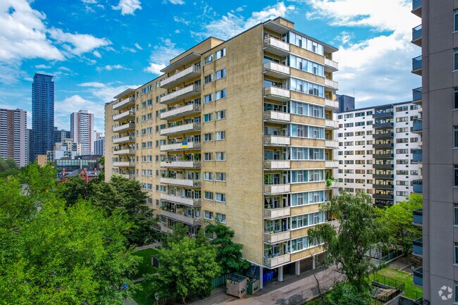 Isabella Apartments - 105 Isabella St Toronto, ON | Apartments.com