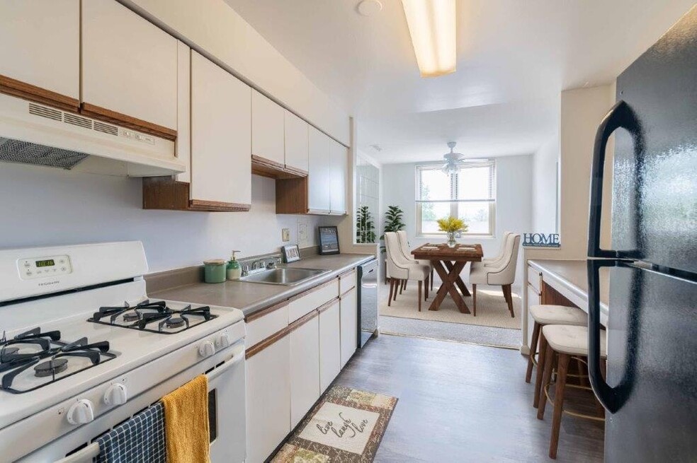 Mayflower Crossing Apartments - 508 Mayflower Xing Wilkes Barre, PA ...