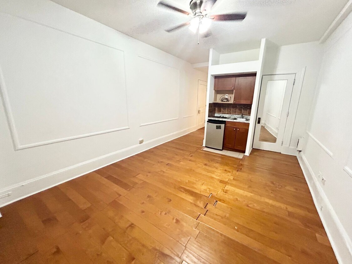 1324 Locust St, Philadelphia, PA 19107 - House Rental in Philadelphia ...