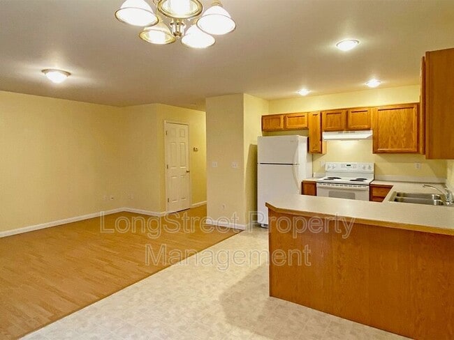 617 N 11th St, Philomath, OR 97370 - Townhome Rentals in Philomath OR ...