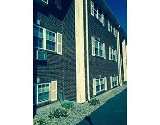 100 Main St Unit 1-5, Stoneham, MA 02180 - Condo for Rent in Stoneham ...