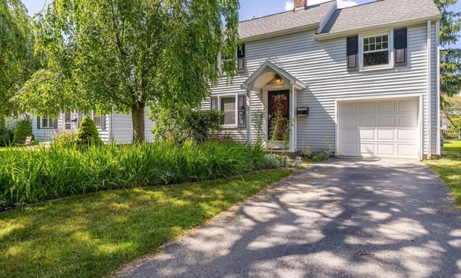 138 Edgemont Rd, Rochester, NY 14620 | Apartments.com