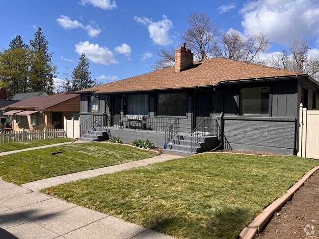 Cliff Park Apartments for Rent with a Yard - Spokane, WA - 1 Rentals ...
