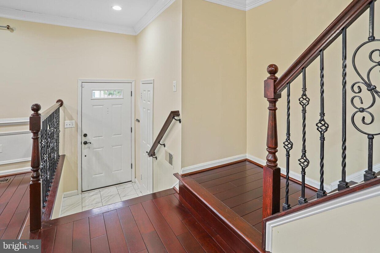 2887 Kelly Square, Vienna, VA 22181 - Townhome Rentals in Vienna VA ...