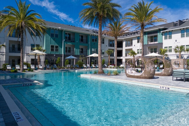 Sandalwood Apartments for Rent with EV Charging - Jacksonville, FL - 41 Rentals | Apartments.com