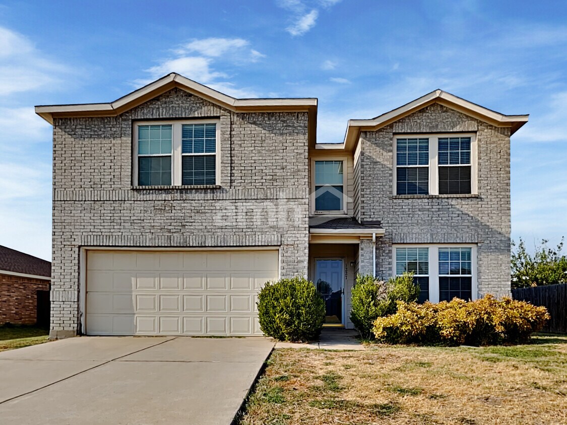 1227 Wenatchee Dr, Krum, TX 76249 | Apartments.com