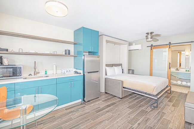 Swan Luxury Studio Apartments - Apartments in Tallahassee, FL ...