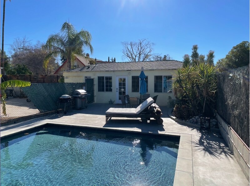 10623 Wilsey Ave, Los Angeles, CA 91042 | Apartments.com