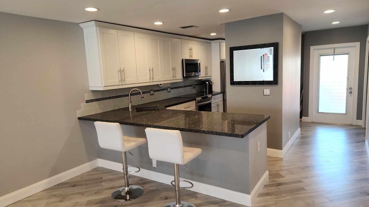 1241 NW 18th Ave Unit 103, Delray Beach, FL 33445 - Condo for Rent in ...