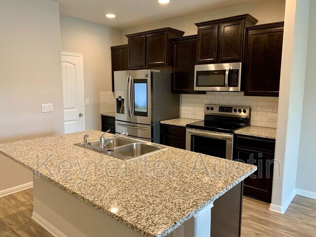 516 E Slaughter Ln Unit #102, Austin, TX 78744 - Condo for Rent in ...