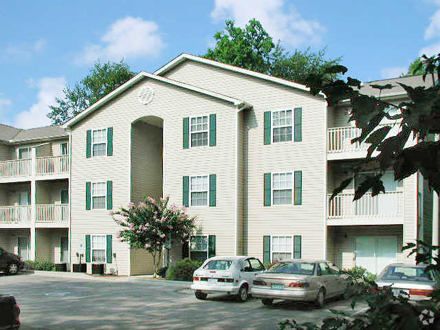 Stoney Ridge Luxury Apartments Apartments - 5441 Basking Ridge Dr ...