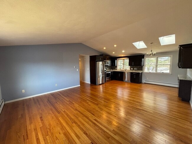 3 MacArthur Blvd Unit B, Danvers, MA 01923 - Room for Rent in Danvers ...