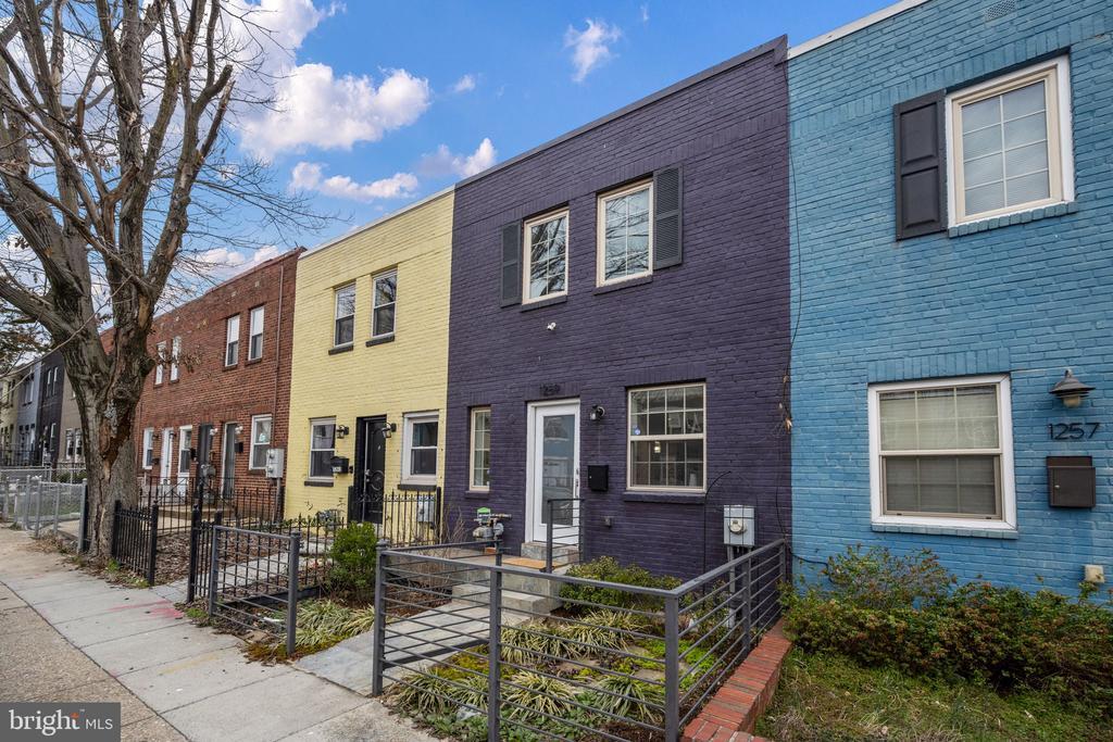 1259 16Th St NE, Washington, DC 20002 - Townhome Rentals in Washington ...