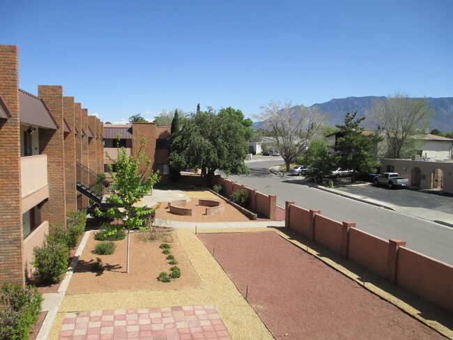 The Heights at Tramway Apartments - Albuquerque, NM | Apartments.com