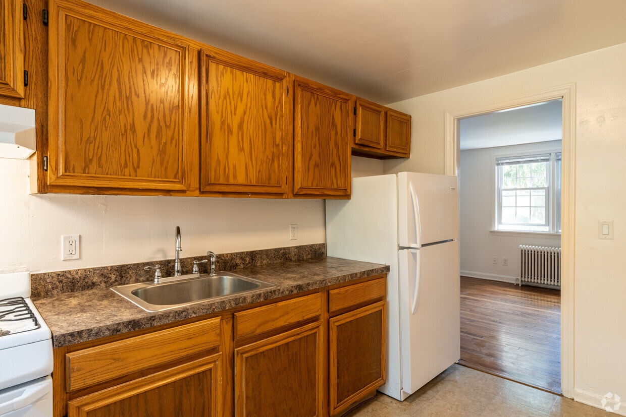 Garfield Park Apartments - 210 Cherry Ave Bound Brook, NJ 08805 ...