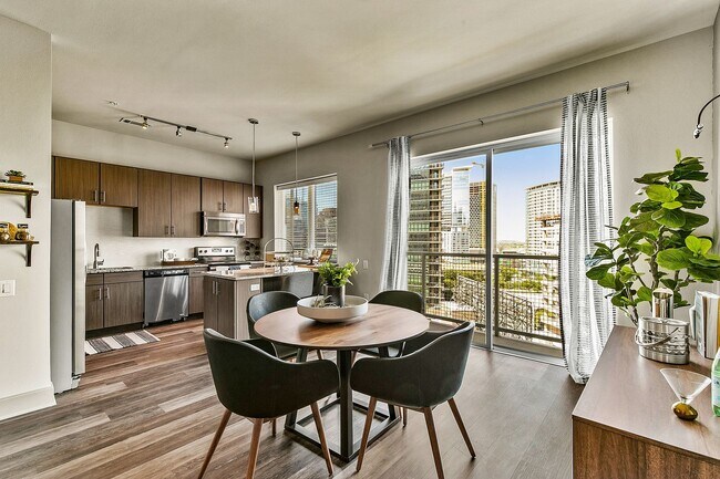 Miro Apartments - Dallas, TX | Apartments.com