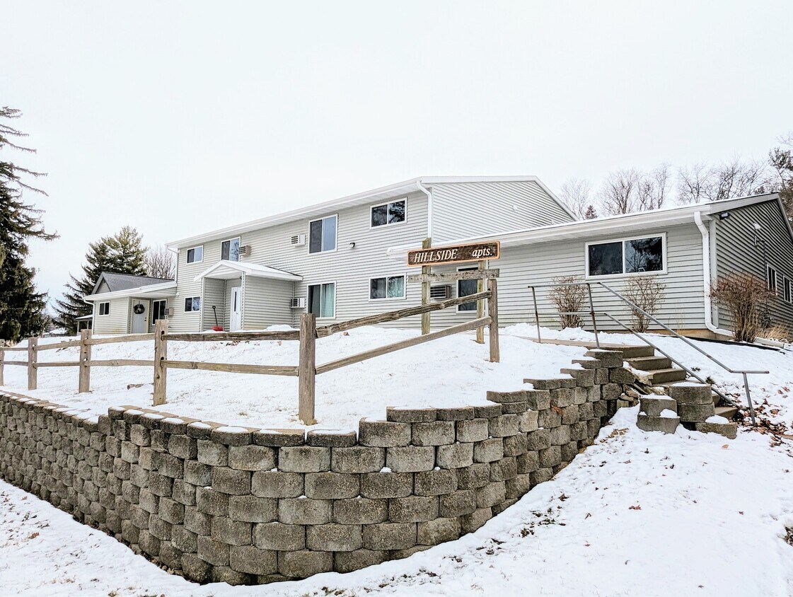307 W Main St Unit 11, Montfort, WI 53569 - Apartments in Montfort, WI ...