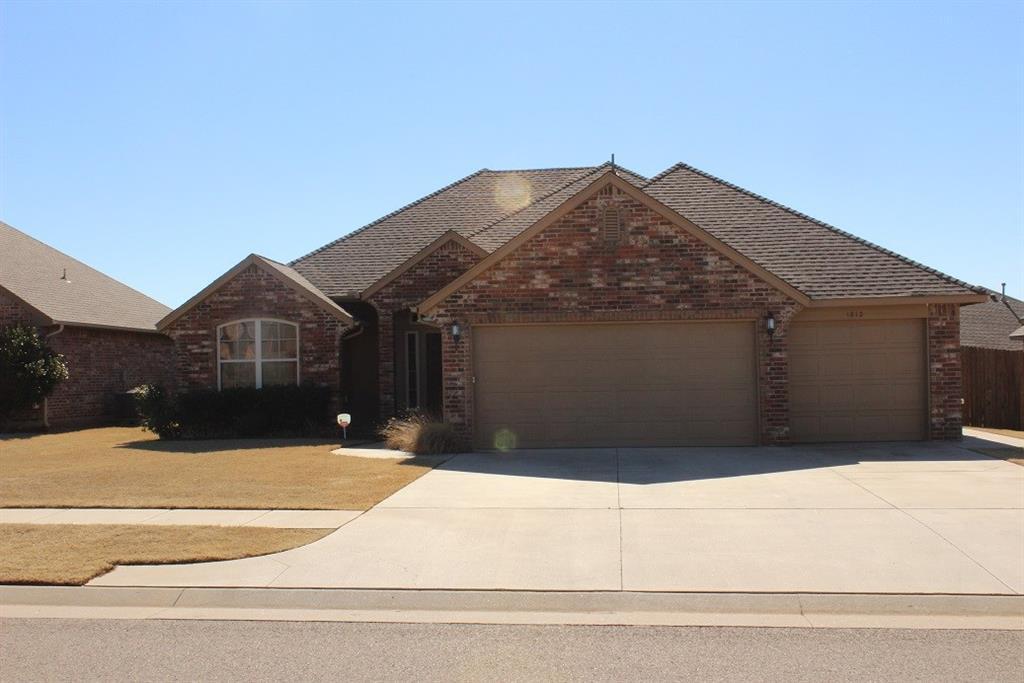 1812 NE 32nd St, Moore, OK 73160 - House Rental in Moore, OK ...