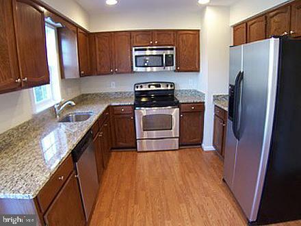 5674 Chapel Run Ct, Centreville, VA 20120 - Townhome Rentals in ...